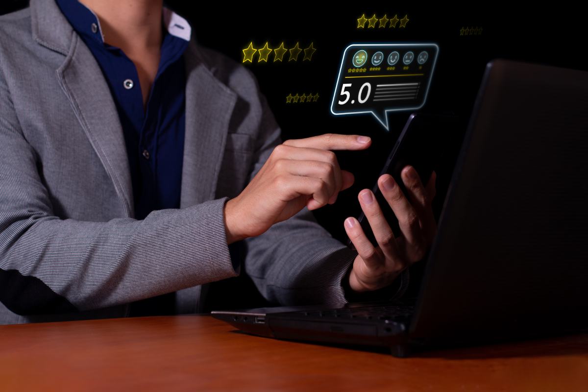 Recensione diffamatoria: come difendersi e richiedere il risarcimento danni - SLLS.IT