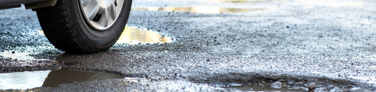 Risarcimento danni buca stradale: come richiederlo - SLLS.IT